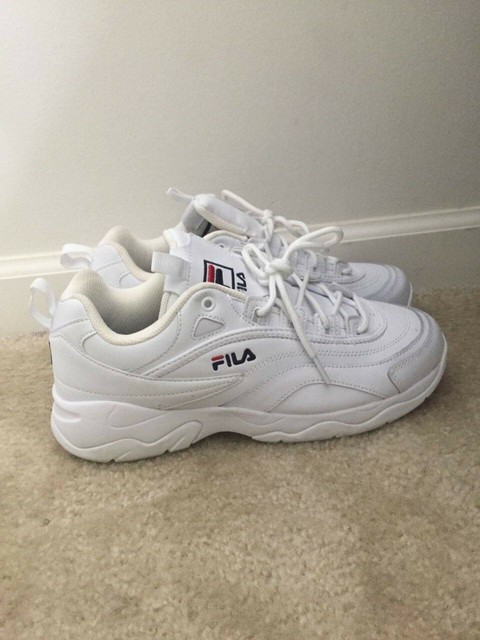 FILA Size 9 Disarray White Leather SNEAKERS Womens Shoes for sale ...