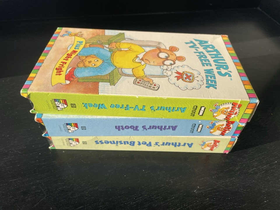 Arthur's Tooth / TV Free Week / Pet Business Lot Of 3 VHS Tapes Random ...
