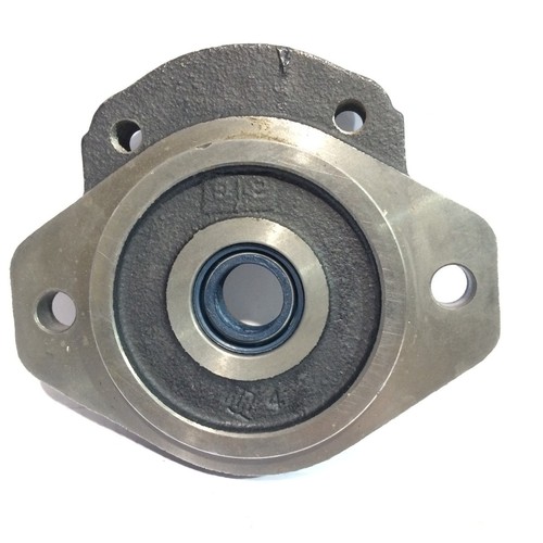 John Deere TT226221 OEM NEW Cover for Wet Disc Brake Pump 350D, 400D | eBay