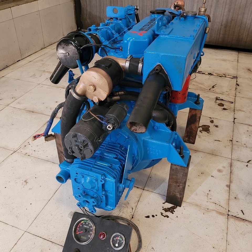 Mitsubishi S4-E2 70 hp marine Keel cooled diesel eng lifeboat Used ...