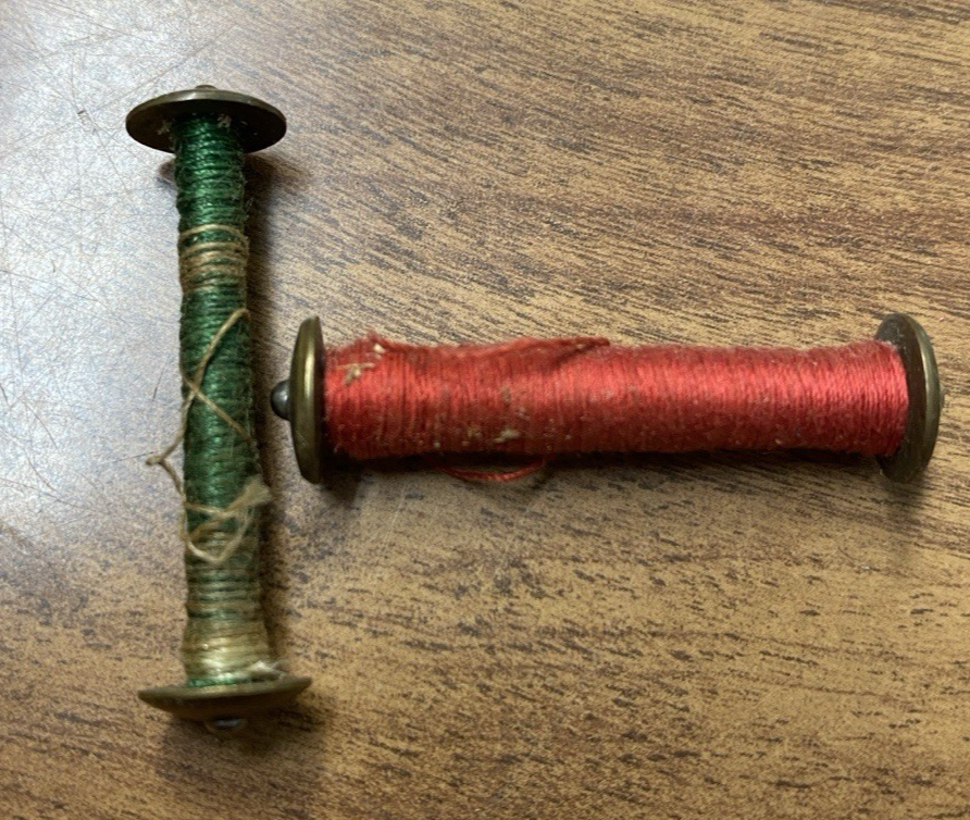 Vtg antique Singer sewing machine bullet shuttle & bobbin | eBay