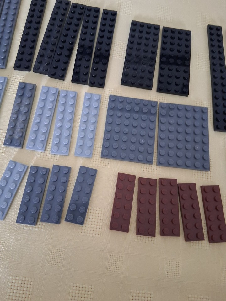 36 Pieces 0f LEGO Flat Bases. Various sizes & Colours. See Description ...
