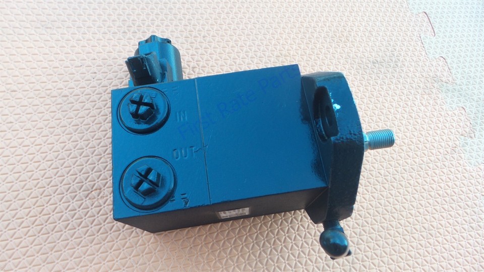 John Deere AA74704 Hydraulic Motor Bucher 100031514 AA78019 Planter ...