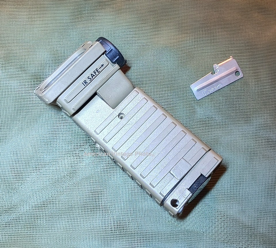 USMC Streamlight Sidewinder Flashlight 14032 Military Coyote + P38 ...