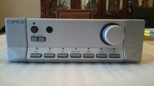 CYRUS 8 VS2 INTEGRATED AMPLIFIER- IN SILVER- WITH ORIGINAL BOX AND ...