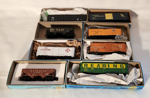 Lot of 8 HO Scale Athearn Blue Box + Roundhouse Freight Cars | eBay