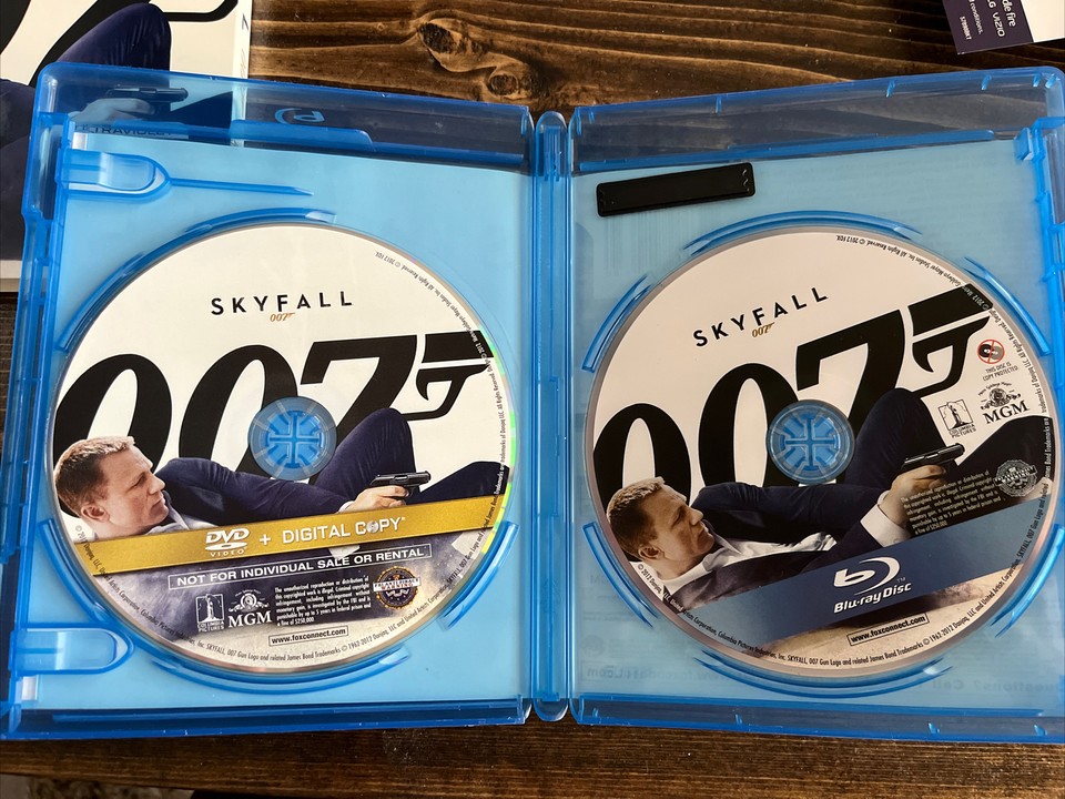 Skyfall (Blu-ray/DVD, 2013, 2-Disc Set, No digital copy) | eBay