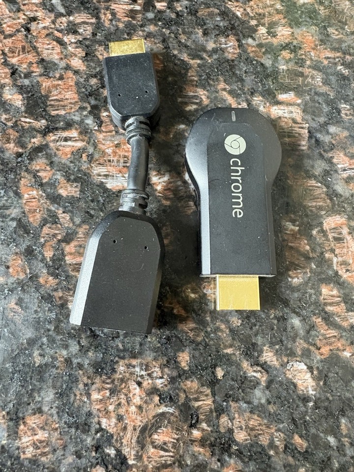 Google Chromecast (1st Generation) Streaming Media Player Model H2G2-42 ...