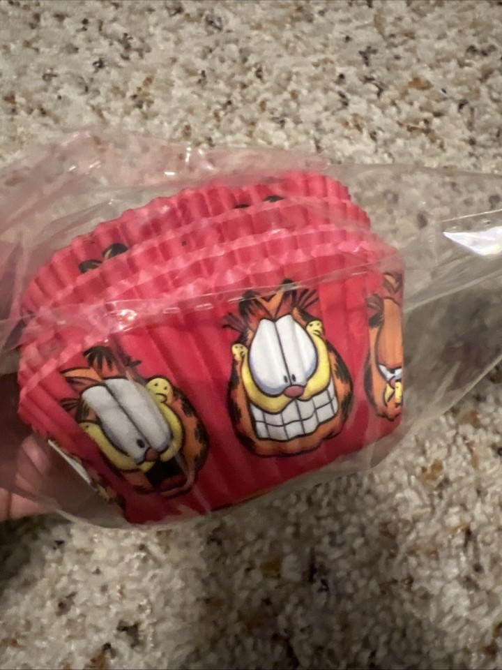 GARFIELD THE CAT CUPCAKE LINERS 100ct /NICKELODEON | eBay
