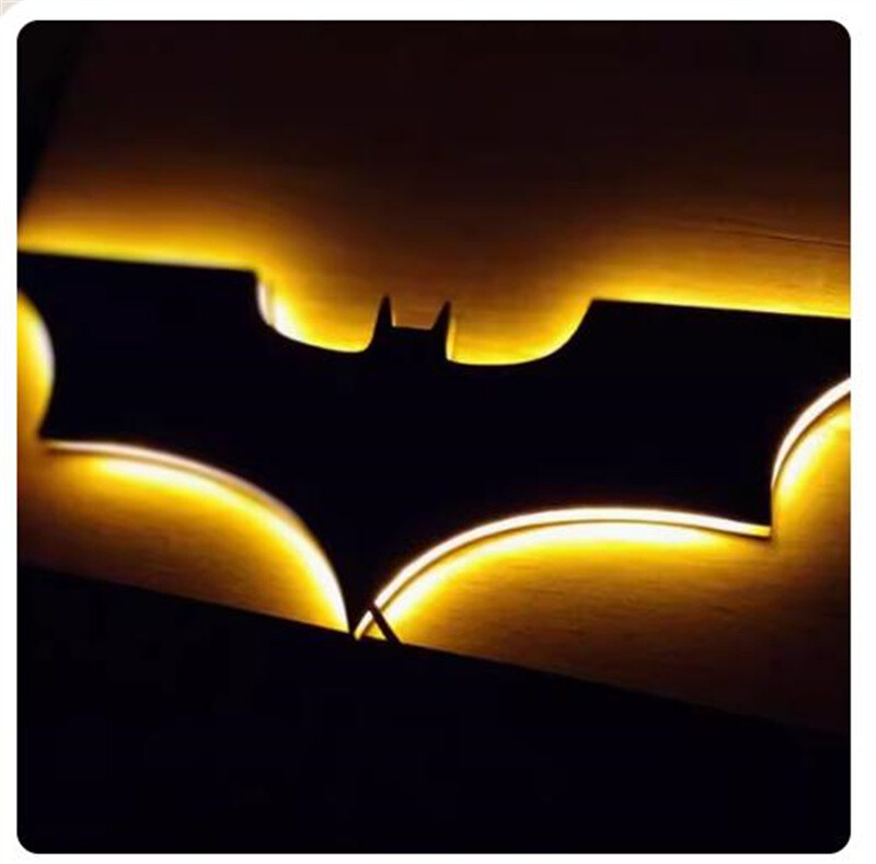 The Batman Logo LED Night Light Wireless Remote Control Lamp Atmosphere ...