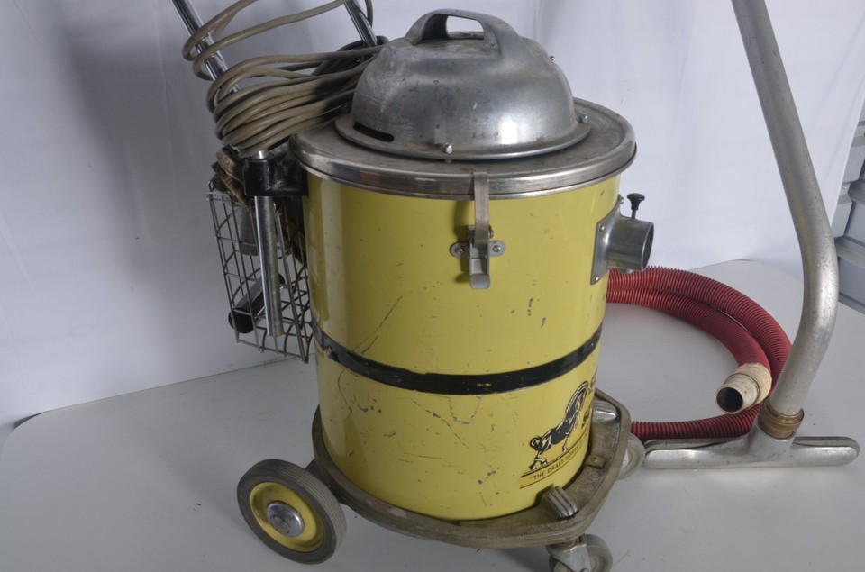 Vintage NSS National Super Service Co Canister Vacuum Cleaner MW-14 ...