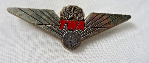 Vintage Genuine TWA Airlines Gold Toned Plastic Pilot’s Wings Pin ...