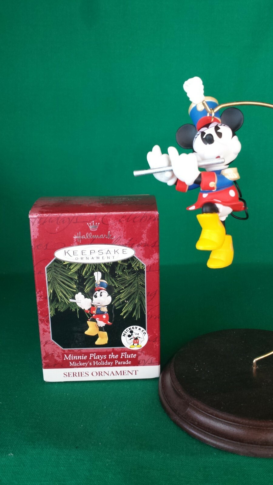 1998 HALLMARK MINNIE PLAYS THE FLUTE 2ND MICKEY'S HOLIDAY PARADE NEW | eBay
