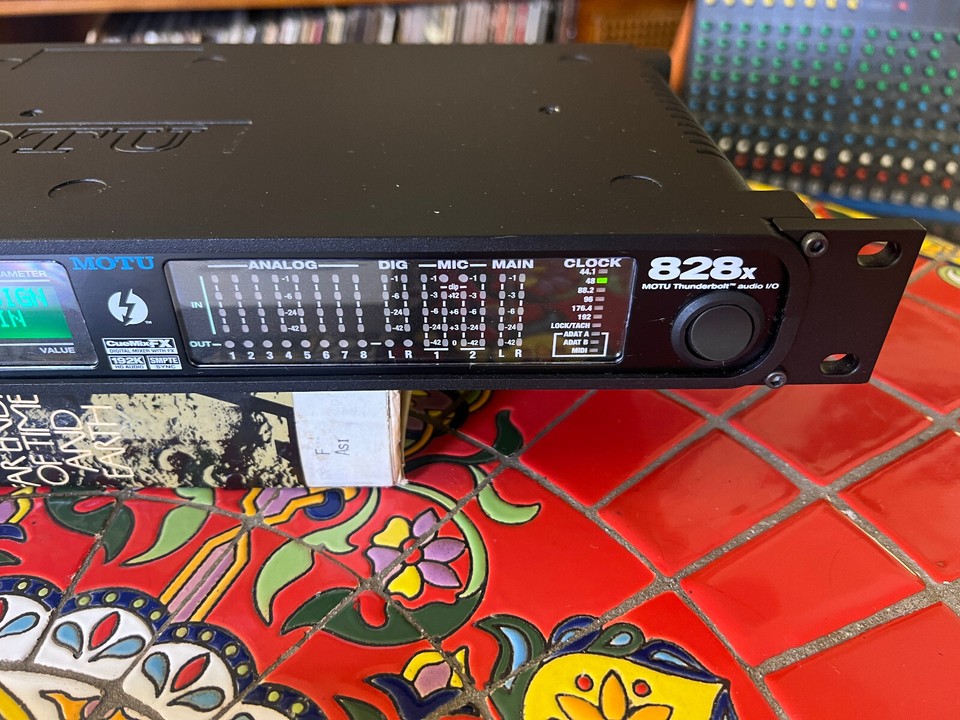 MOTU 828x Thunderbolt / USB 2.0 Audio Interface | eBay