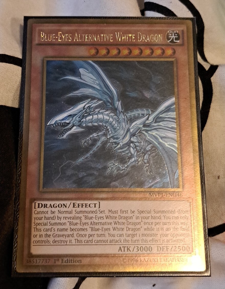 Yu-Gi-Oh! TCG Blue-Eyes Alternative White Dragon The Dark Side of ...