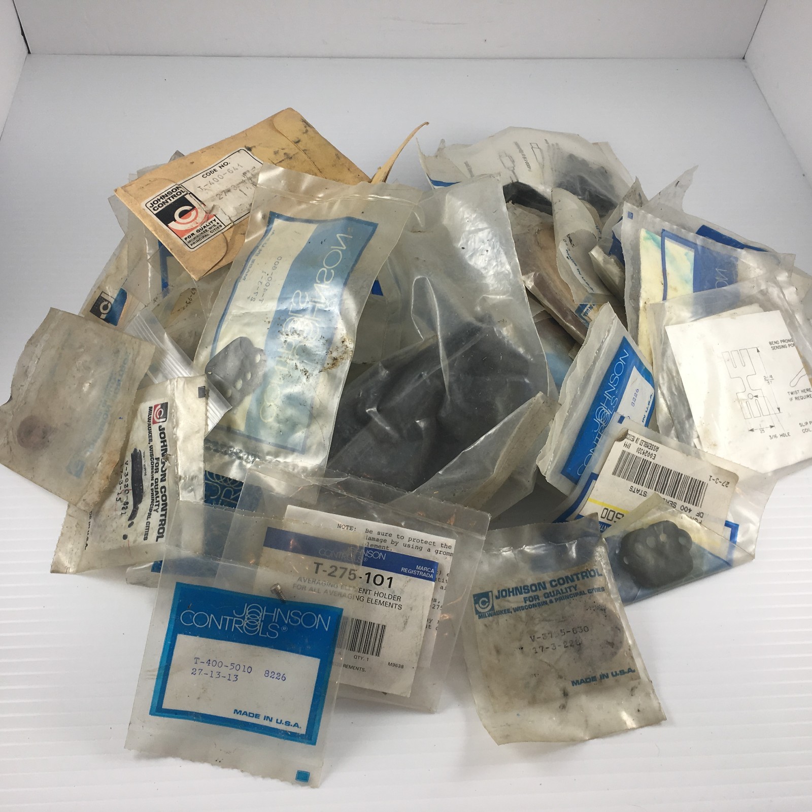 Lot of Johnson Controls Parts, Screws, Brackets, Thermometers, More | eBay