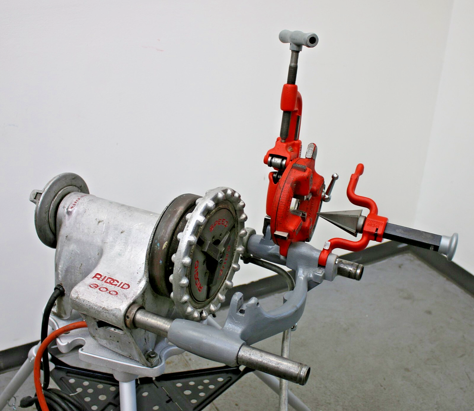 Ridgid 300 Pipe Threader Machine w/ 1206 Tristand 115V w/ 811A & Oil ...