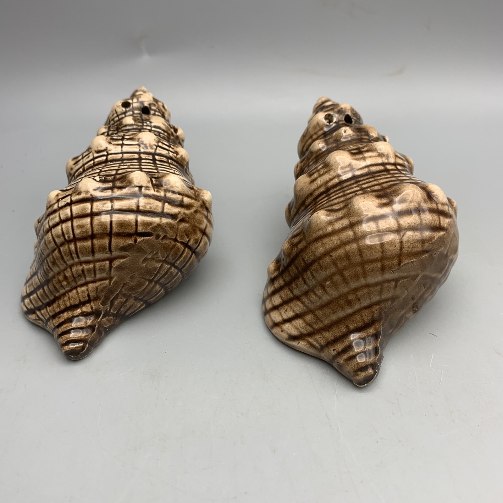 Vintage Mid-Century Japanese Conch Shell Shaped Salt & Pepper Set | eBay