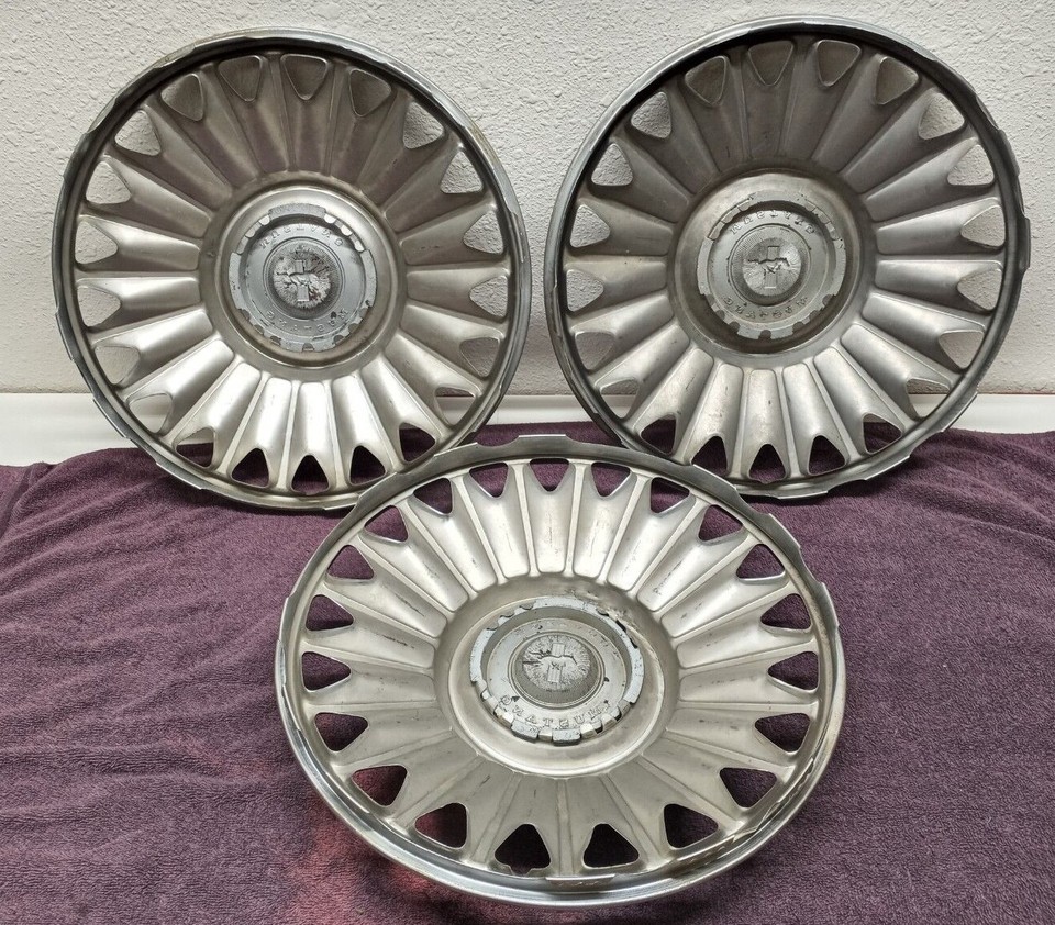 1967 FORD MUSTANG HUBCAPS | eBay