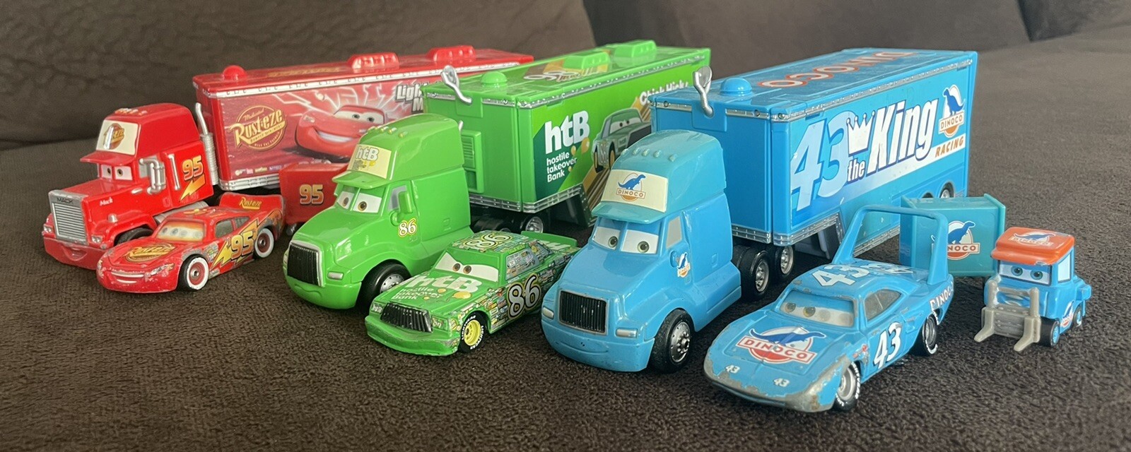 Pixar Cars, The Haulers, With Mack, Lightning Chick Hicks And Octane ...