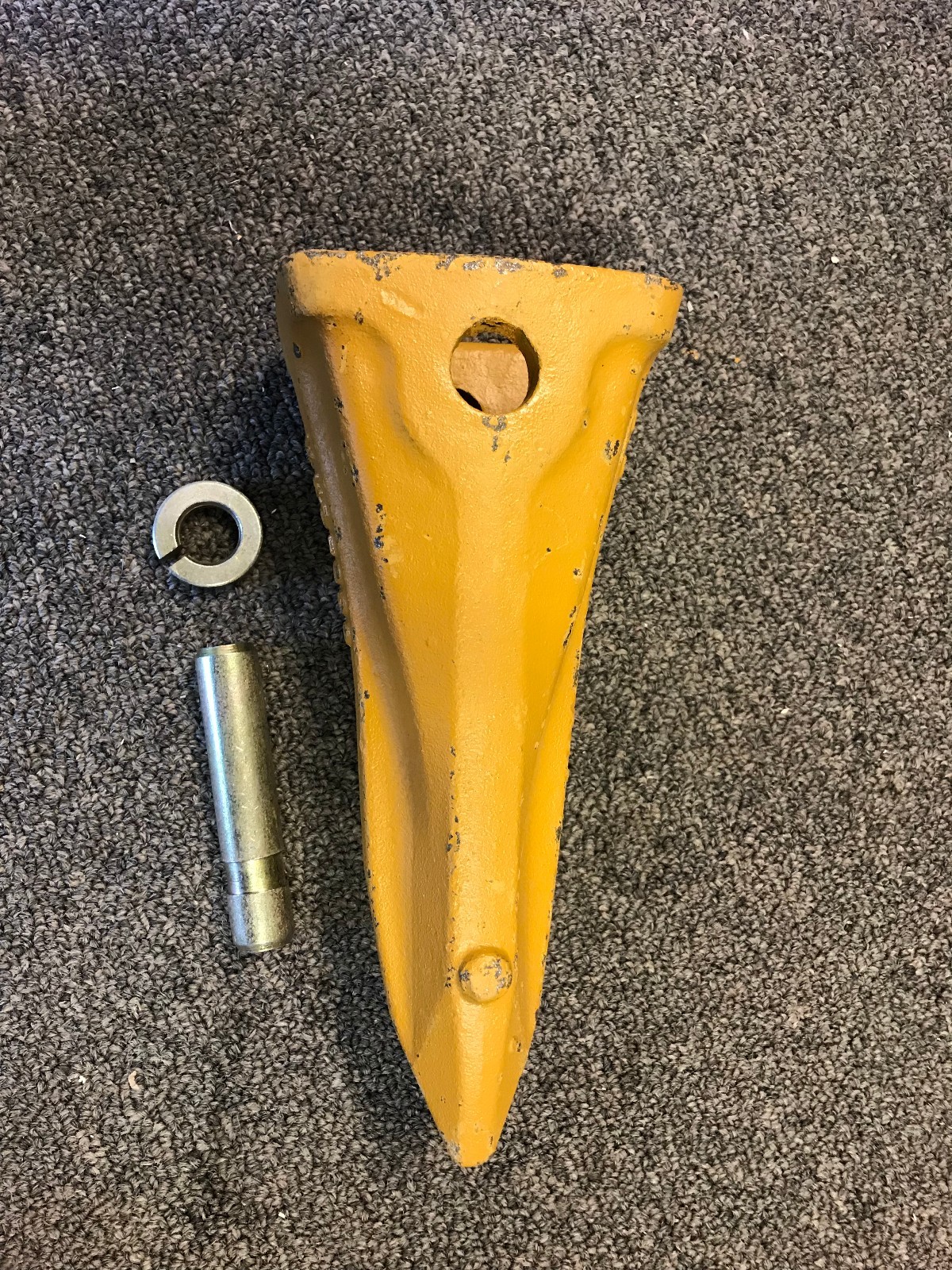 5 PK 1U3252 Bucket Tooth teeth rock & 9J2258 Pins, 8E6259 retainer fits ...