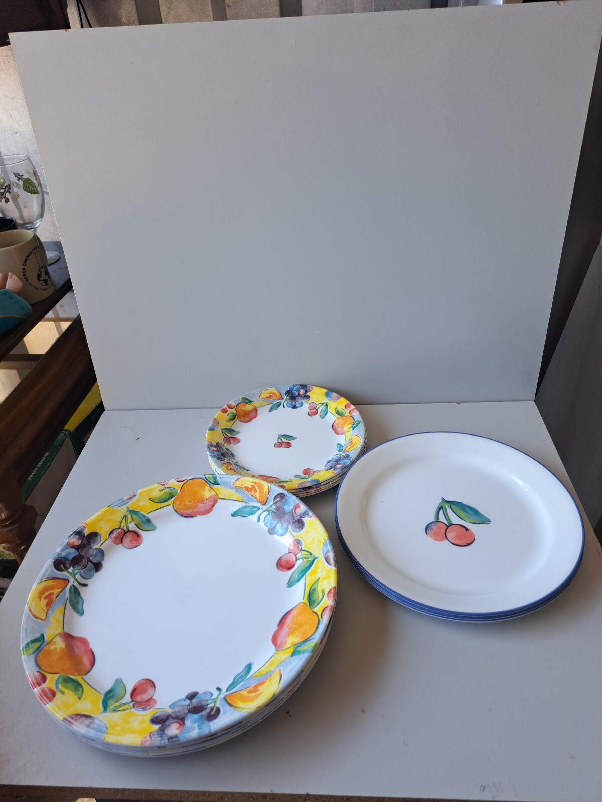 15 Piece Of Vintage Corelle Fruit Basket Plates, 5 Dessert, 3 Salad, 7 ...