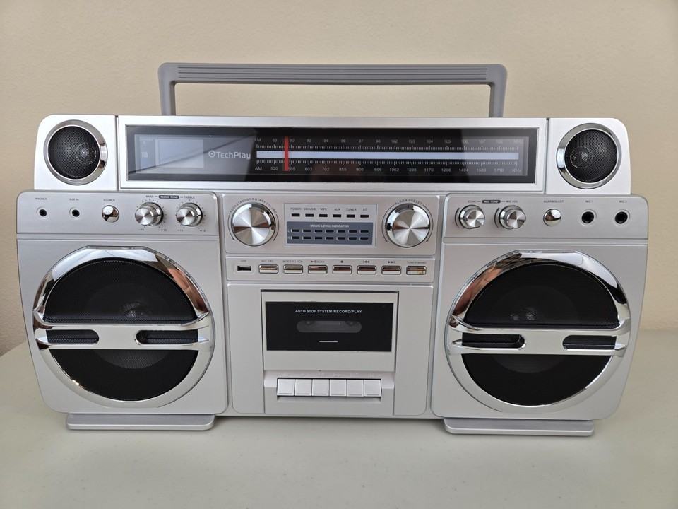 TECHPLAY MONSTER BLUETOOTH BOOM BOX RETRO 1980s GHETTO BLASTER CD ...