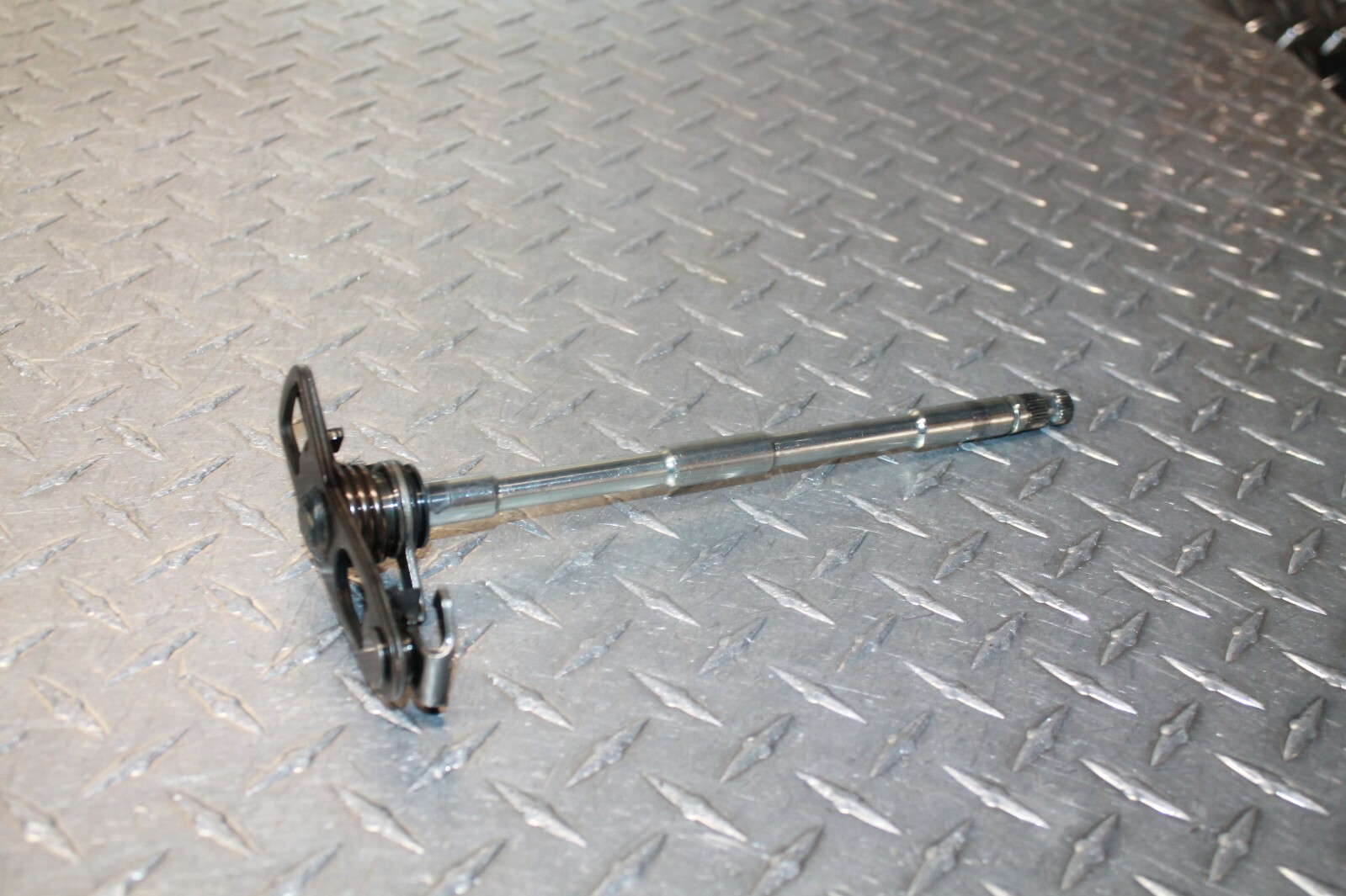 06 / 07 Yamaha YZFR6 - YZF-R6 - R6 Engine Gear Shifter Shift Shaft OEM ...