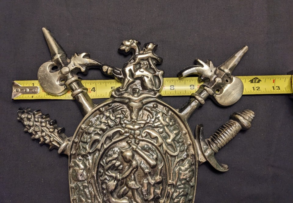 Cast Metal Medieval Coat Of Arms Royal Shield Metal Sign Japan SK6 Wall ...