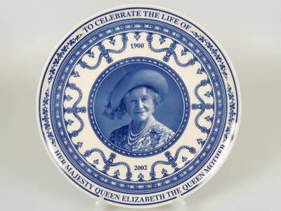Wedgwood Daily Mail Plate To Celebrate The Life Of Her Majesty Queen ...