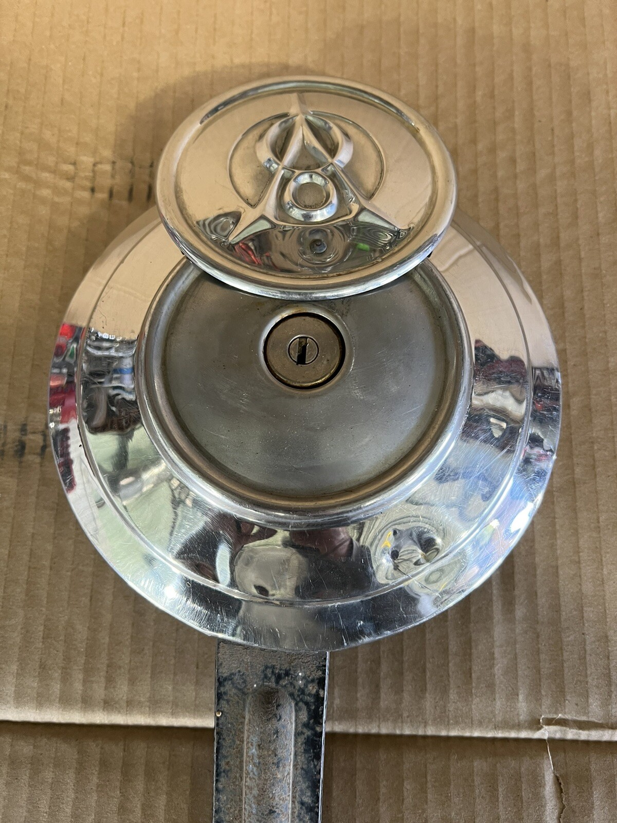 ORIGINAL 1933 FORD V8 Locking Spare Tire Hubcap No Key OEM Part | eBay