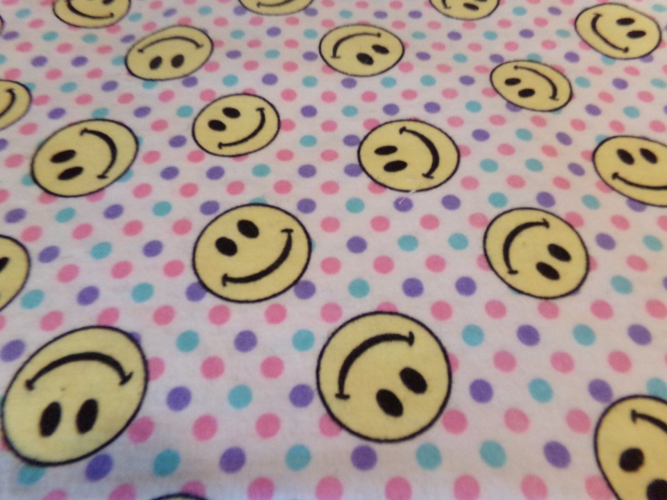 COVER ONLY FLANNEL FOR ELEC HEATING PAD ~YELLOW SMILEY FACES 12" X 15 ...