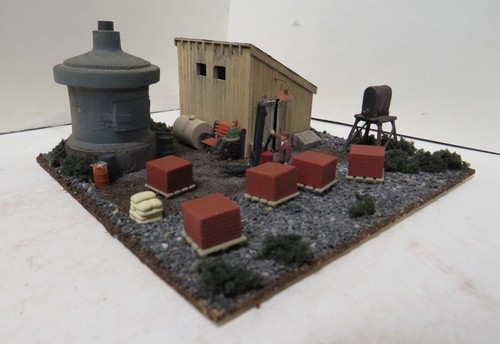 BRICK YARD. WOOD, BUILT, HIGHLY-DETAILED, WEATHERED. RAIL-SERVED ...