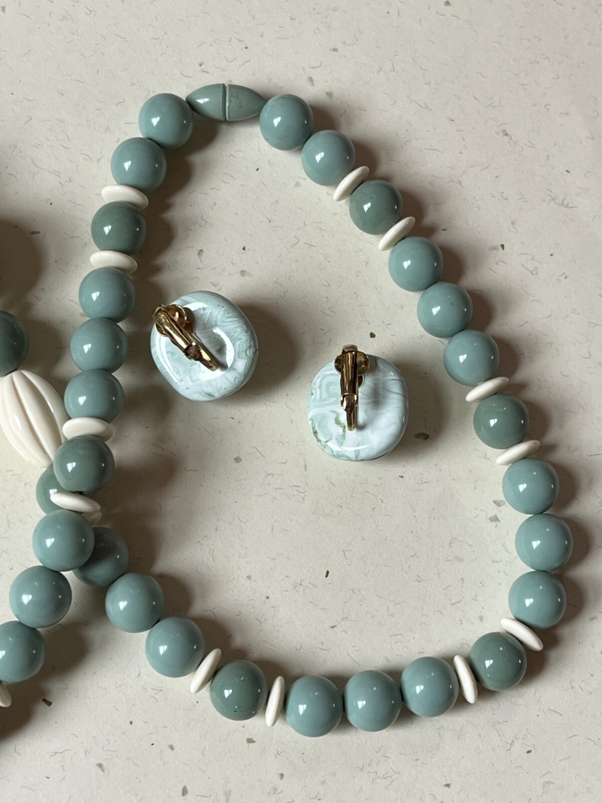 Vintage Demi Cream & Sage Green Round Disk & Ridged M… - Gem