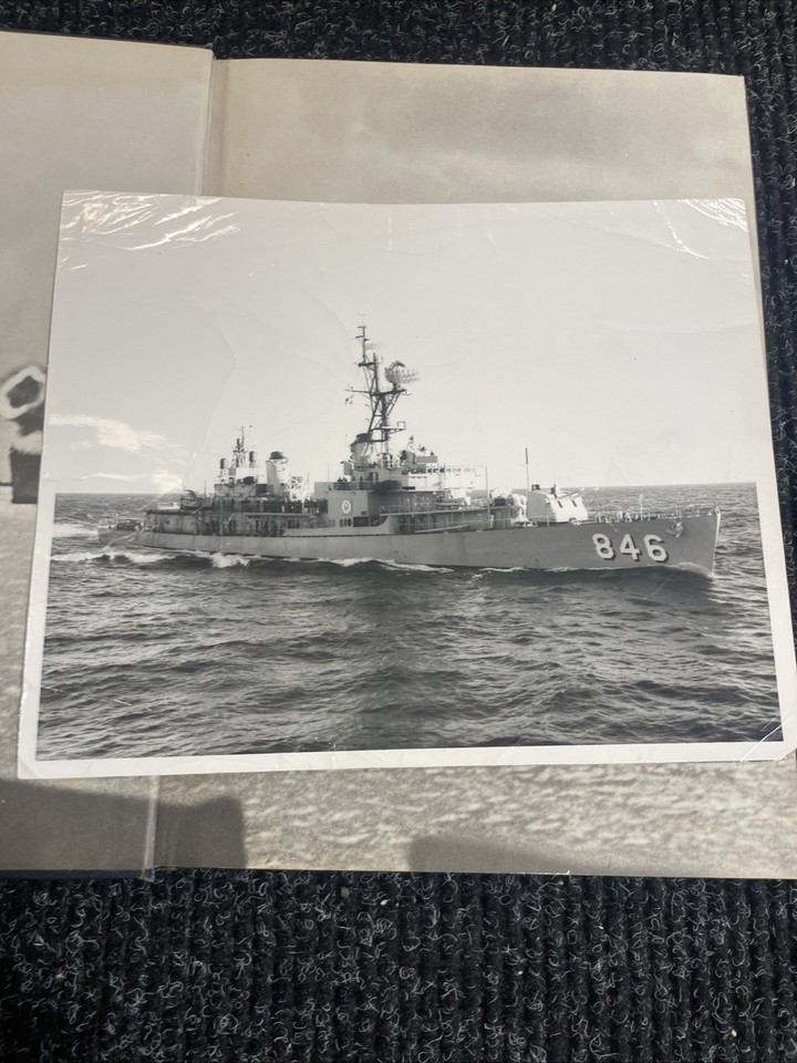 USS Ozbourn DD 846 Westpac 1966-1968 US Navy 66-68 Cruise Book w ...
