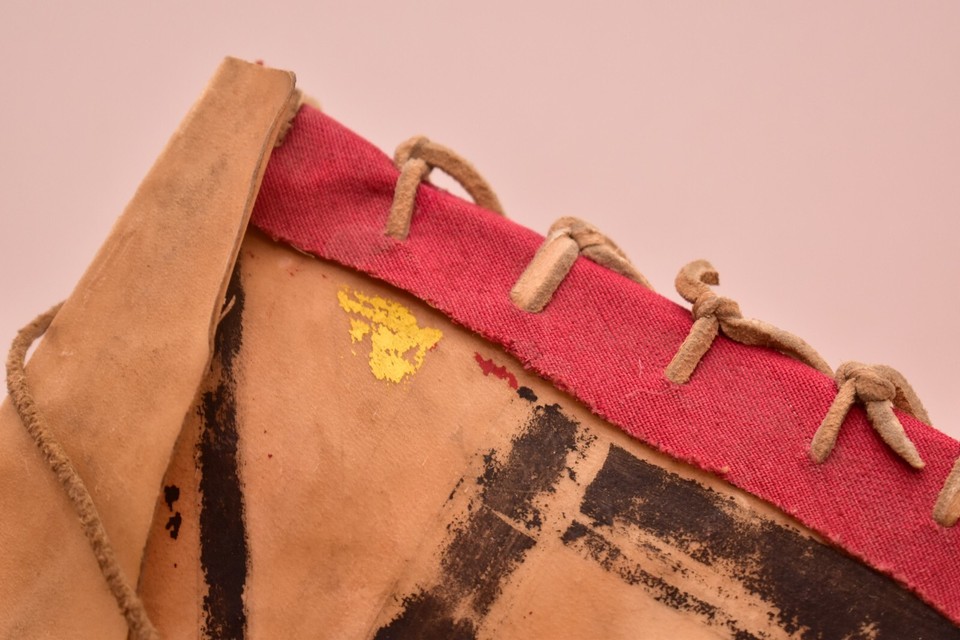 Native American Lakota Sioux Indian Painted Rawhide Parfleche Bag pouch ...