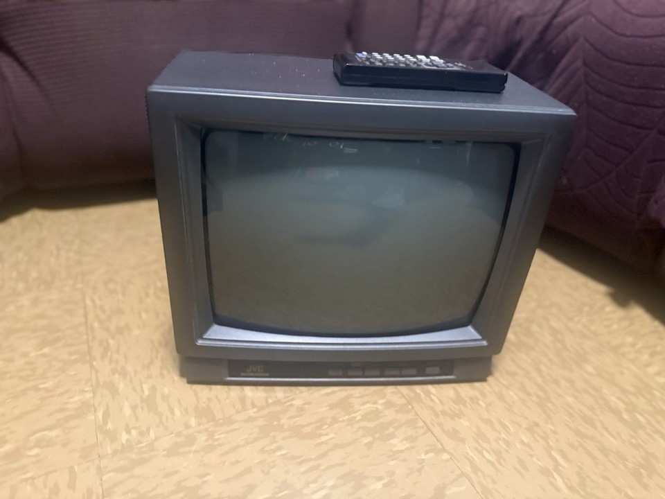 Vintage JVC C-13 CRT 13" Retro Gaming Color TV Television - Tested ...