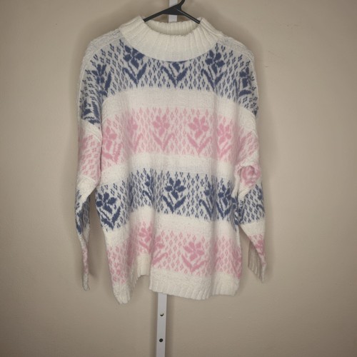 Vintage Spunky Women's Fuzzy Sweater White Pink Blue Flower Print ...