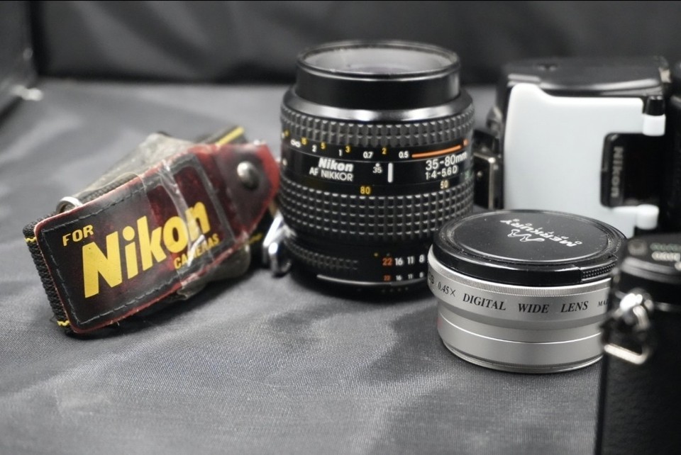 📸 Nikon EM 35mm Film Camera, 3 Lenses, Flash, Motor Drive, Strap ...