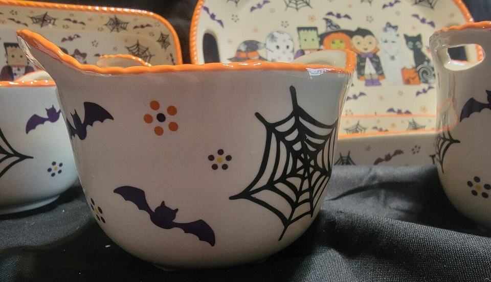 LOT Temptations By Tara Seasonal Halloween 4 CUPS, 2-.75 QT PAN/DISH ...