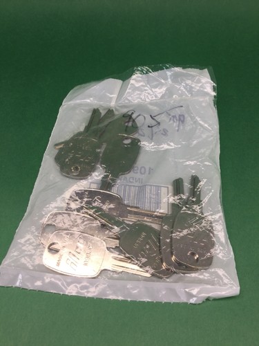 (10 Pack) ILCO 1098JD John Deere Uncut Replacement Key Blank NEW | eBay