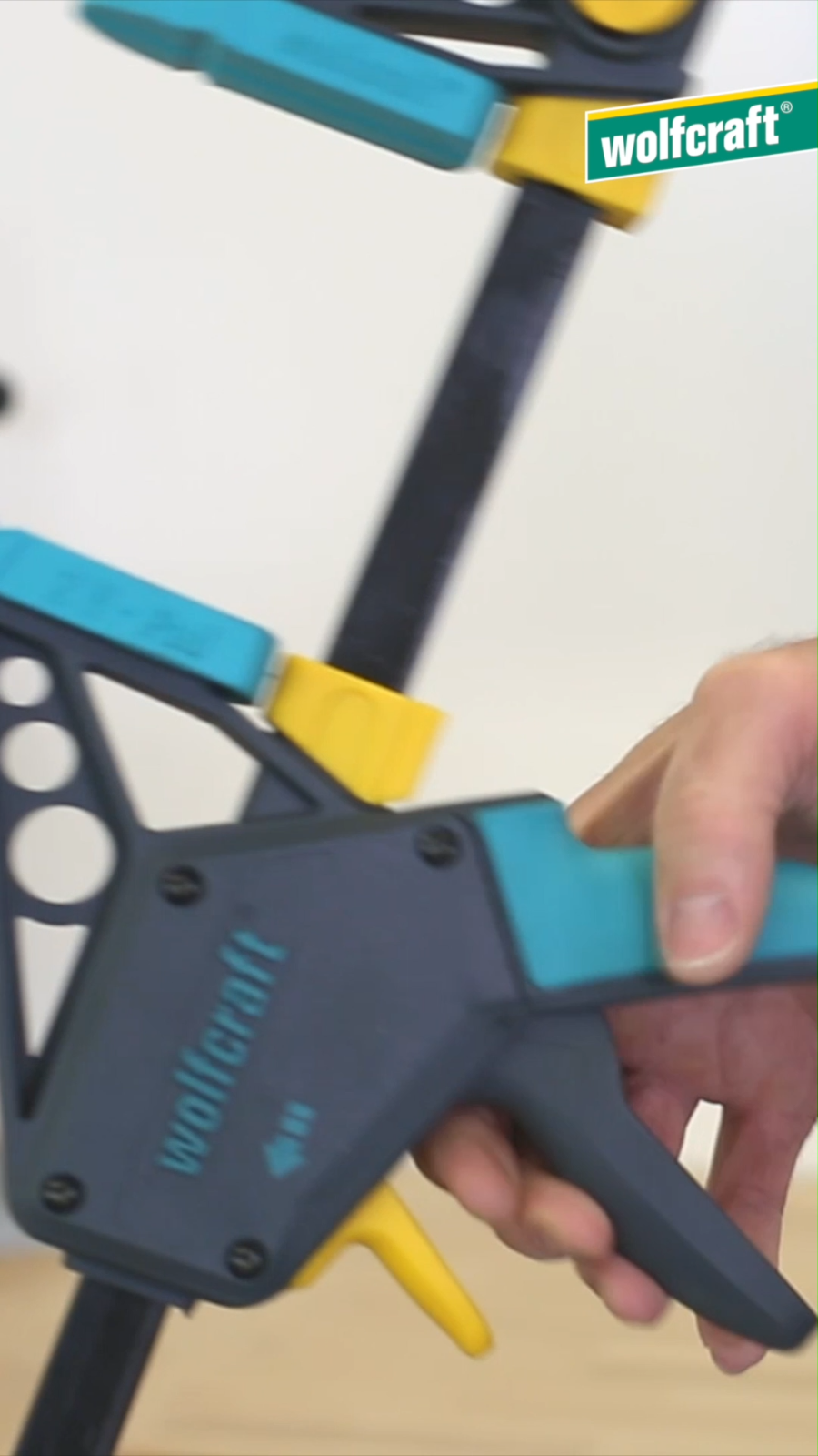 wolfcraft One-Hand Frame Clamp - Clamp rectangular workpieces with one ...