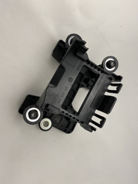 Volkswagen PASSAT B8 Front Radar Sensor Repair Set 3Q0998561 Genuine ...