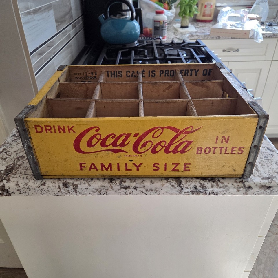 1969 Coca Cola Coke Family Size 12 Bottle Wooden Crate Woodstock MFG Co ...