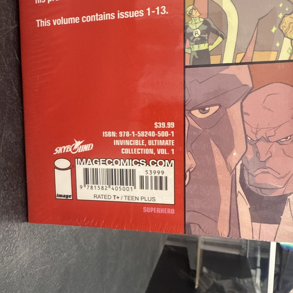 Invincible Ultimate Collection Hardcover Vol 1-12 BRAND NEW SEALED ...