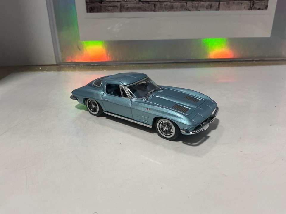 1:43 - MATCHBOX ULTRA ‘63 CORVETTE STINGRAY | eBay