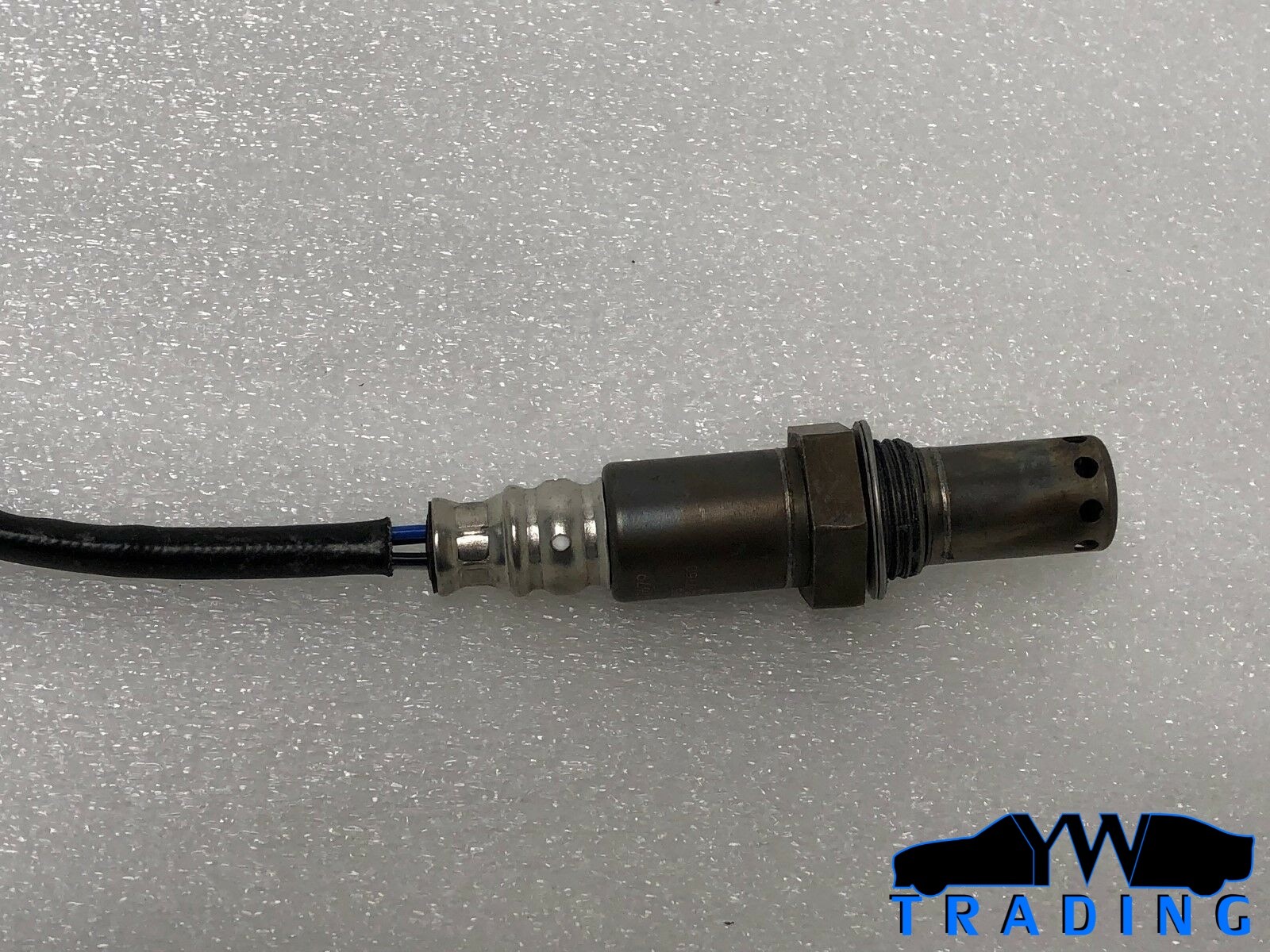 TAHOE YUKON ESCALADE SILVERADO SIERRA OXYGEN SENSOR DENSO - 12637679 / ...