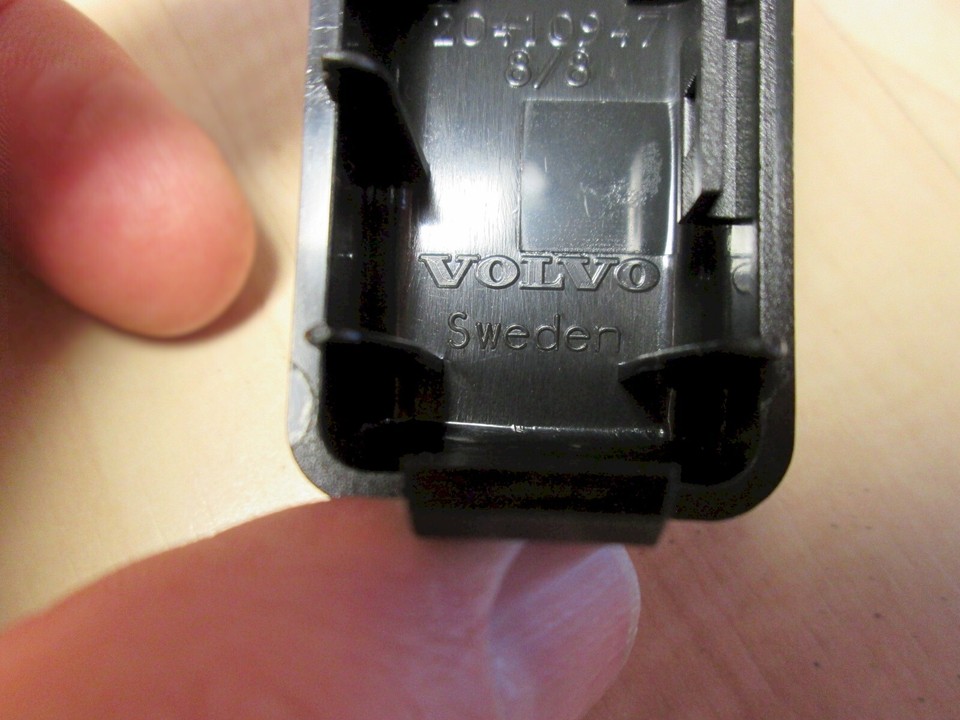 Volvo VNL Rocker Switch Cover Blank Insert M266RV | Black | Genuine OEM ...