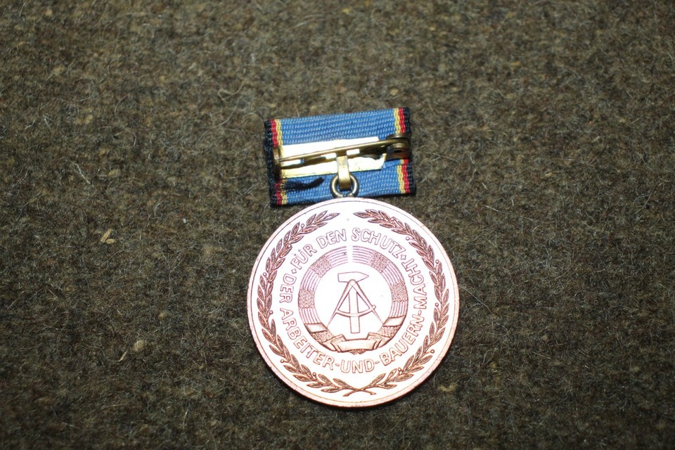 Original Cold War East German State DDR Service Medal w/Top Ribbon Bar ...