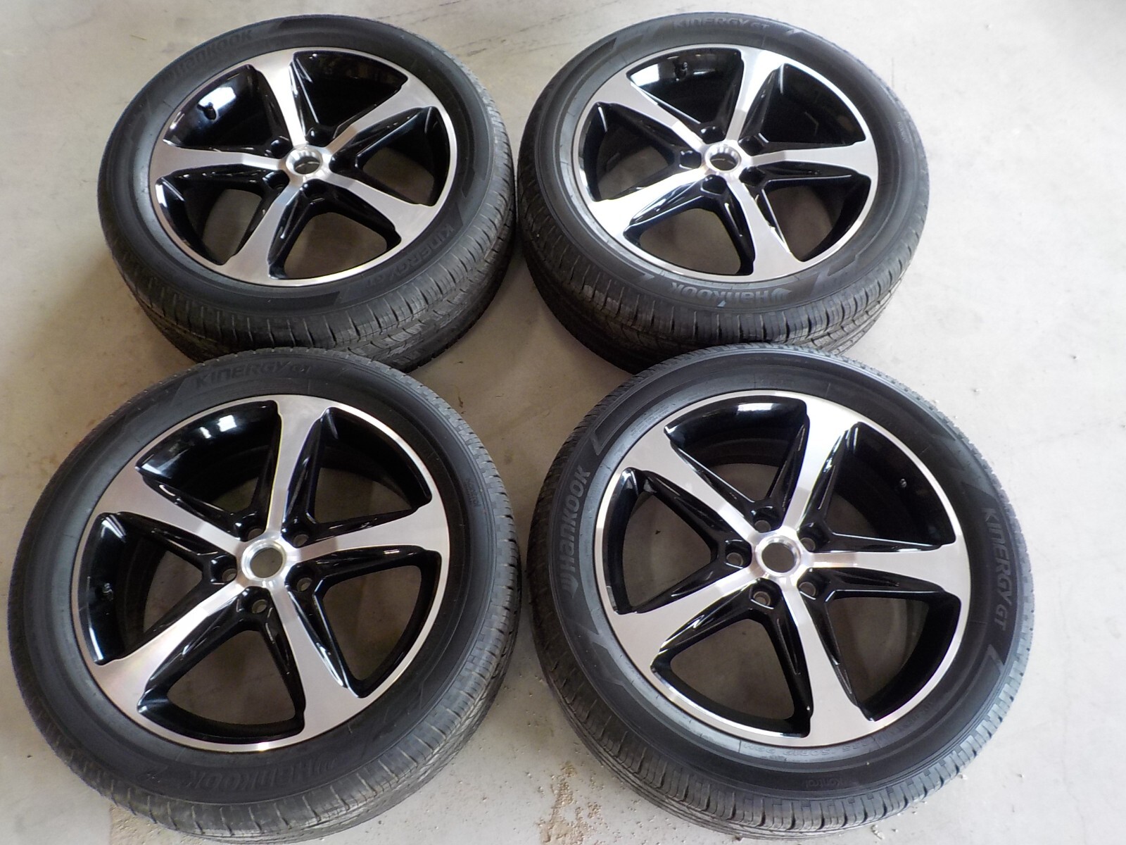 2019 20 22 23 2024 Chevy Equinox 19x7.5" factory wheels 5x115 on 235 ...